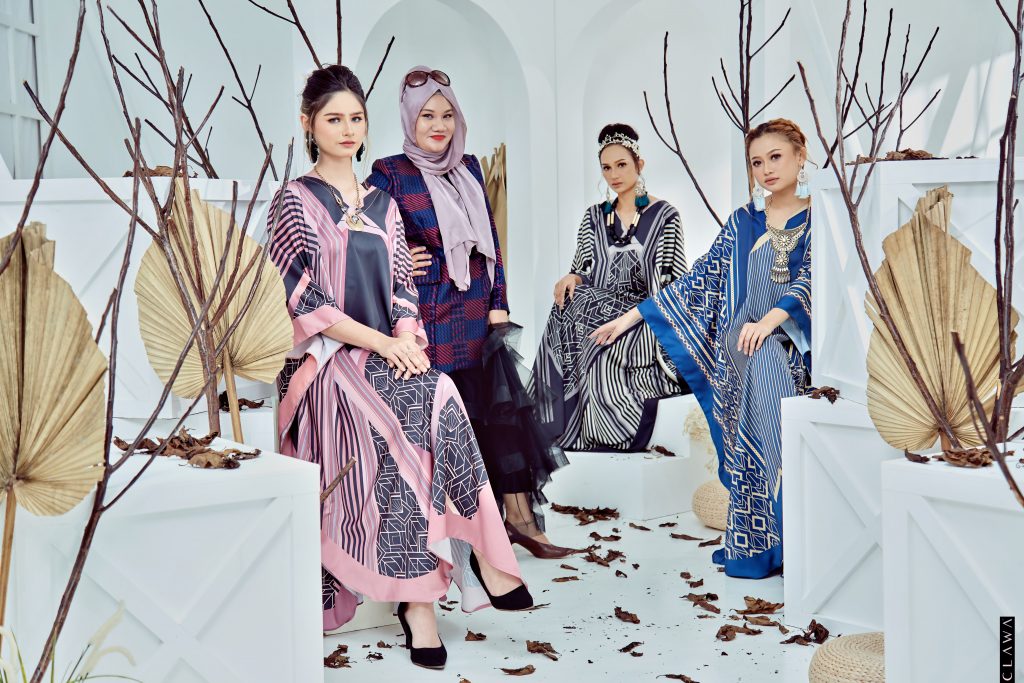 About Us – C L Λ W Λ™